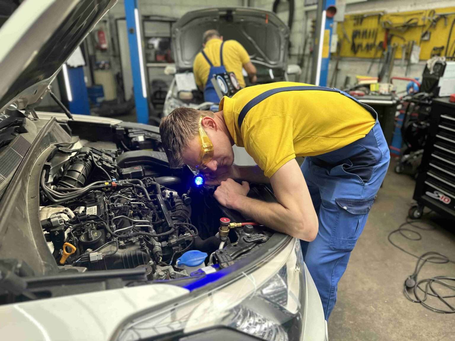 Die Autodoktoren | KFZ-Parsch Meisterbetrieb